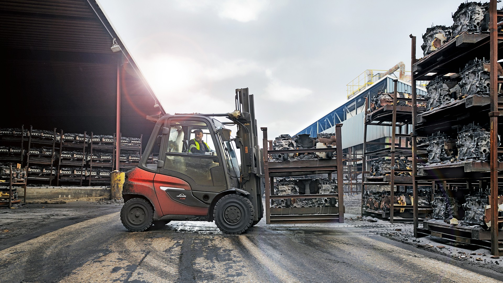 Verbrenner-Stapler H35 - H50 - Baureihe 1204 von Linde